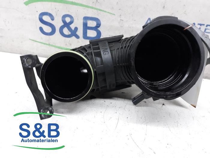 Aanzuigslang Lucht Volkswagen T-Roc I 1.5 TSI Evo BMT 16V - 04E145641