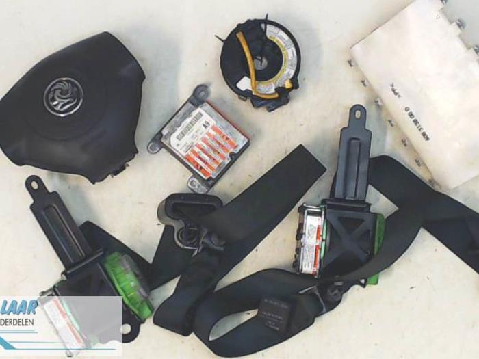 Opel Monza Kits + modules airbag stock | ProxyParts.fr