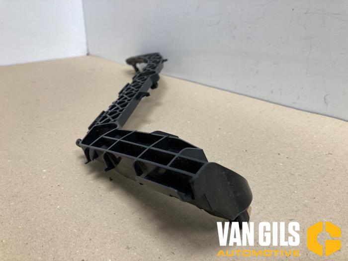 Rear bumper bracket, right Toyota Land Cruiser 2.8 D-4D 16V ...