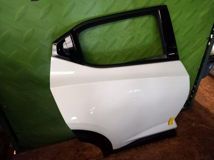 Rear door 4-door, right Nissan Juke - DeVo Autoparts