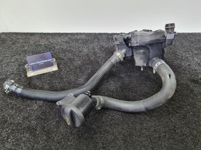 PCV valve Landrover Range Rover Evoque 2.2 TD4 16V 5-drs. - 9675994880 ...