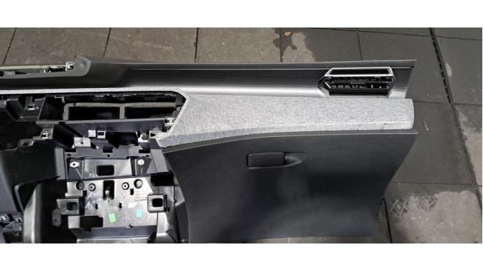 Airbag set + dashboard Peugeot 3008 III 1.2 12V Hybrid 136 - 98481281ZD