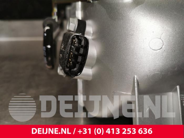 Intercooler Hyundai H300 - 281904A481 HYUNDAI