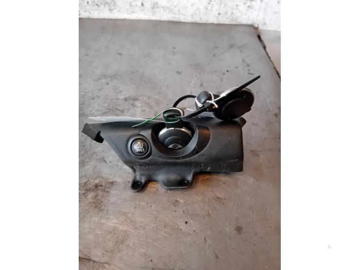 Ignition lock + key Mini Clubman 2.0 Cooper D 16V Autom. - 9231739