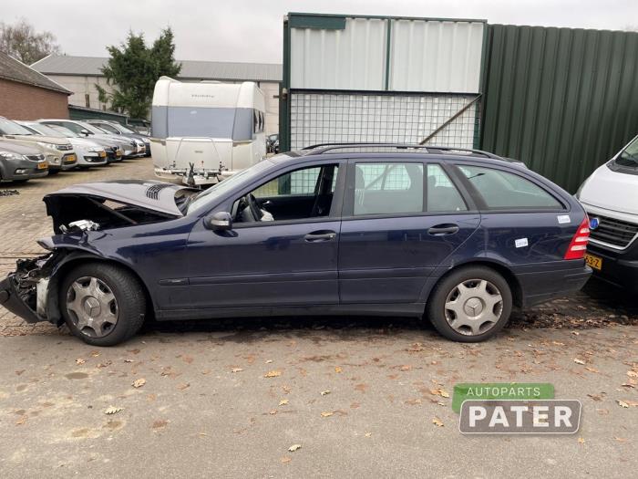 Mercedes C Combi 1.8 C-180K 16V Sloopvoertuig (2004, Blauw)